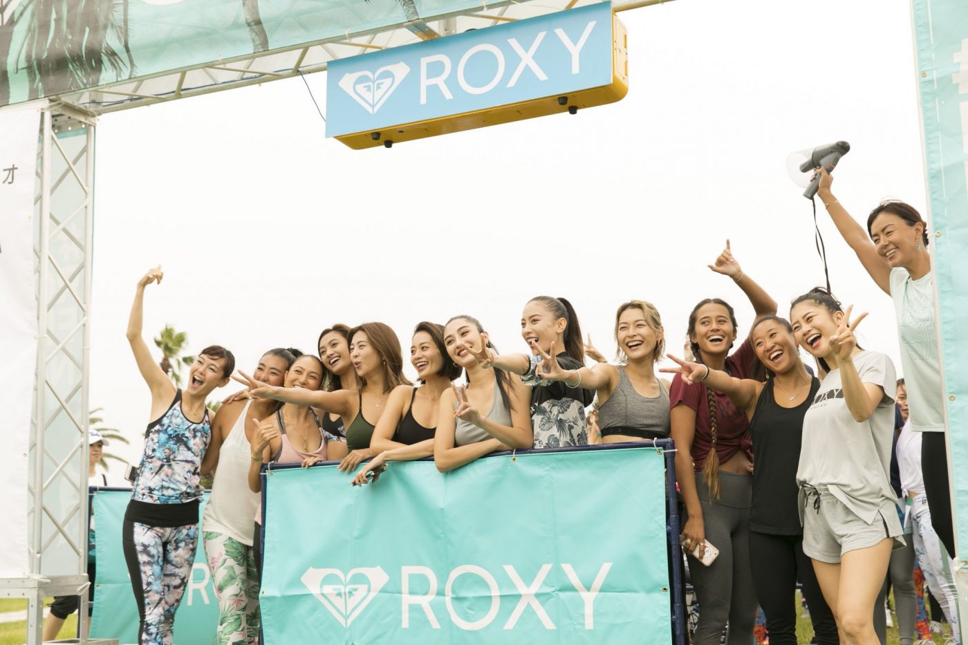 「ROXY FITNESS RUN SUP YOGA」、初開催となる福岡・大阪もROXYラヴァーが大集結！ | ハミングバーズ